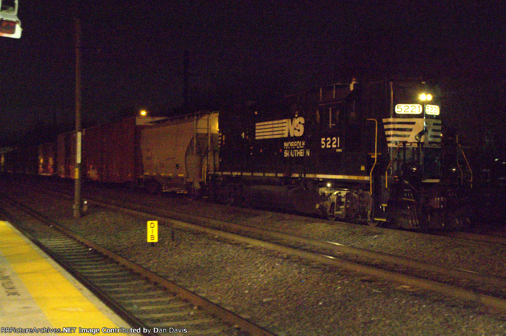 NS GP38-2 5221 leads YPCA-60